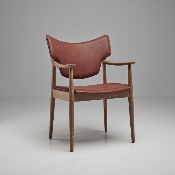 RetroStudio Shop 挪威 eikund Veng arm chair 單椅